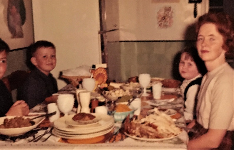 'Rustic Holiday' | Too Much Brudders blog